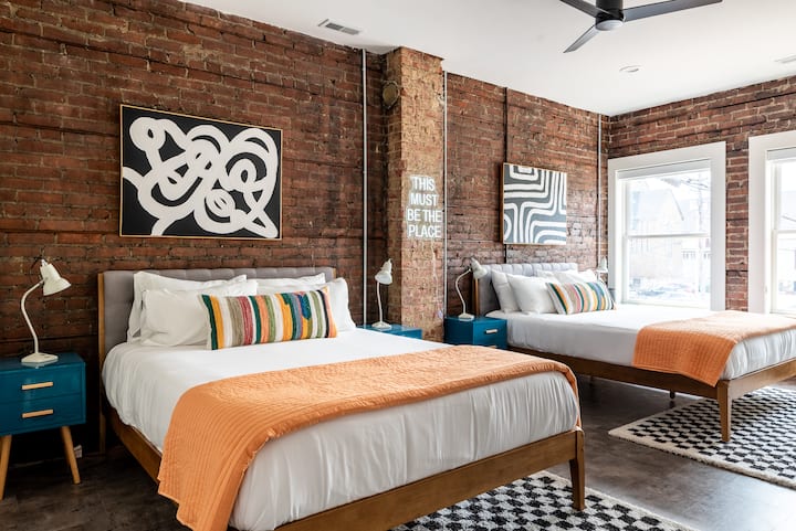 Upscale Loft, Walkable Area, Close To Stadiums - クリーブランド, OH