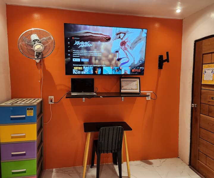 High-tech / Fully Air-conditioned Room - Arayat