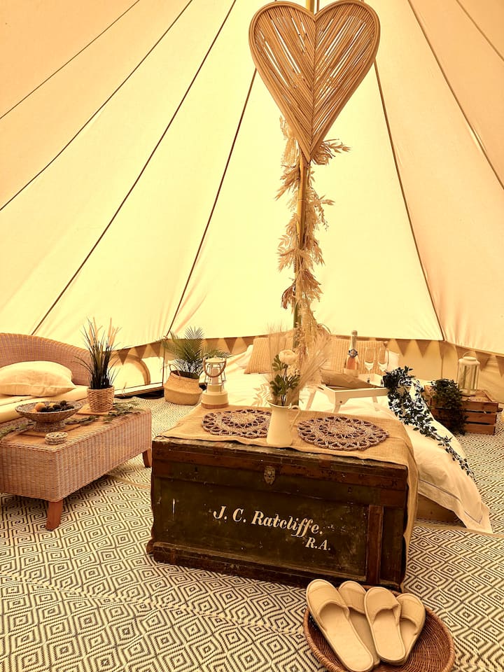 New Secret Bell Tent 10 Min Walk Into Monmouth - Symonds Yat
