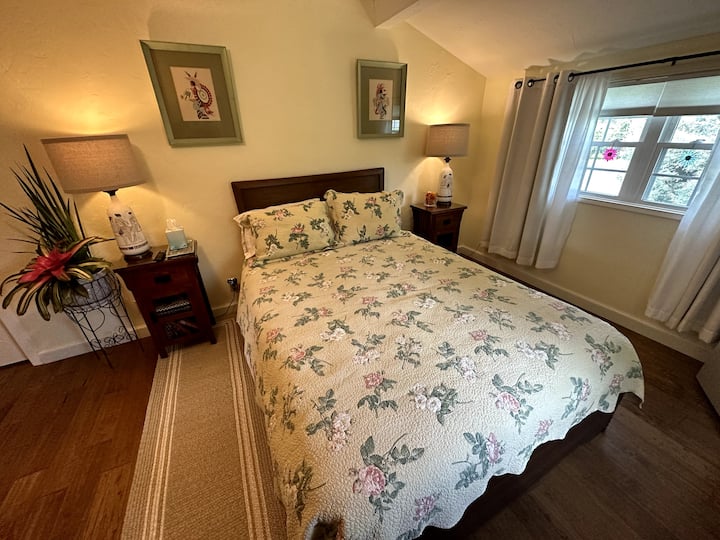 Tricia's Tranquil Retreat - Fredericksburg, TX