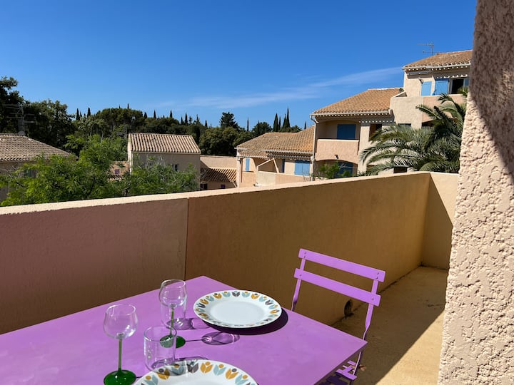 4 Personnes Au Village De La Mer - La Londe-les-Maures