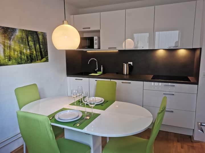 Apartma Cosy Forest Z Balkonom Blizu Smučišča - Kranjska Gora