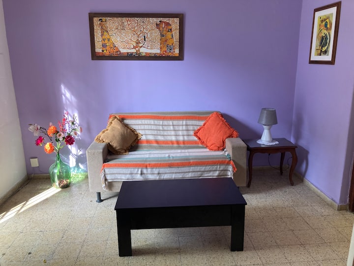 Casa Con Cuarto Privado - Montevideo
