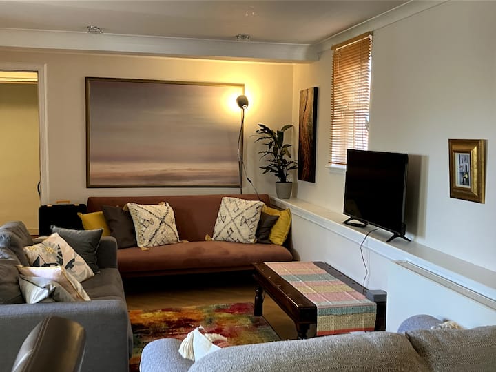 Bright Central Large Cosy Flat - Saint Andrews