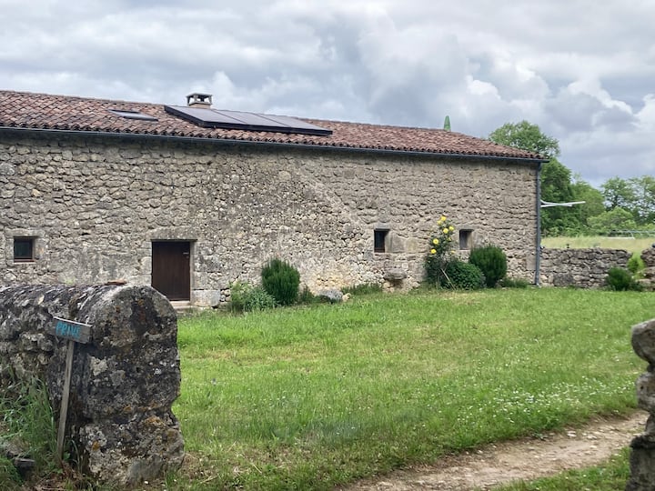 Cosy Gîte In Rural Paradise With Fireplace - Saint-Jean-de-Blaignac