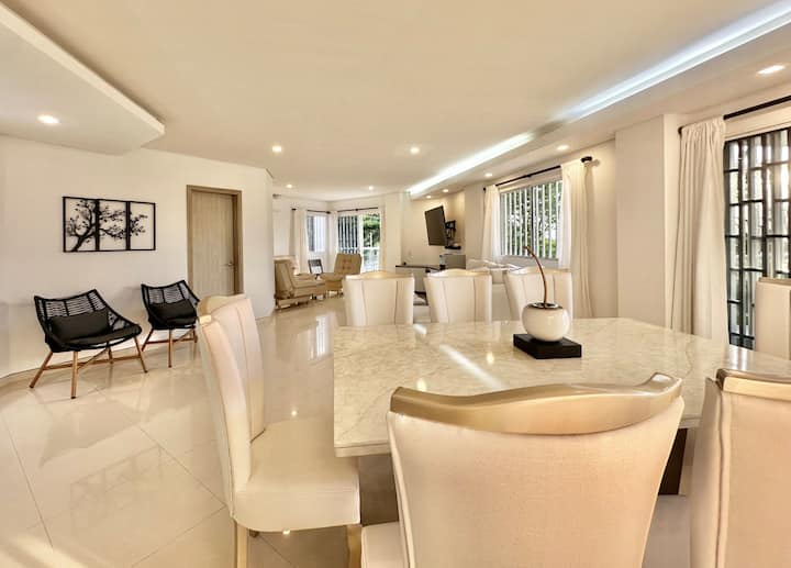 Fantastic / Near The Airport / In Front Of The Sea - Cartagena