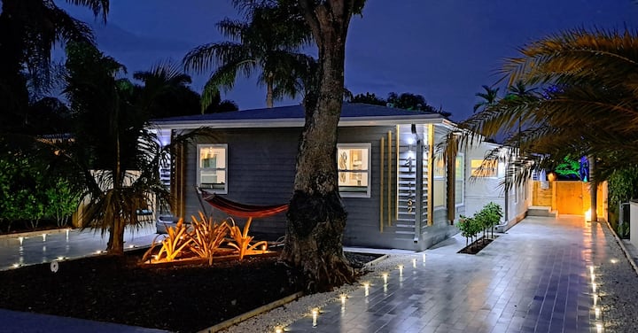 Blue Ocean Vacation Home 1 - Fort Lauderdale, FL