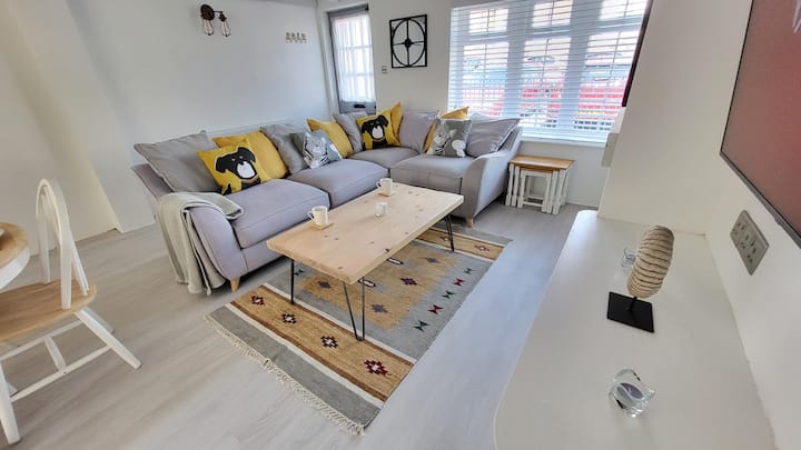 Bosun`s Cottage Luxury Stay In The Heart Of Town - Weymouth