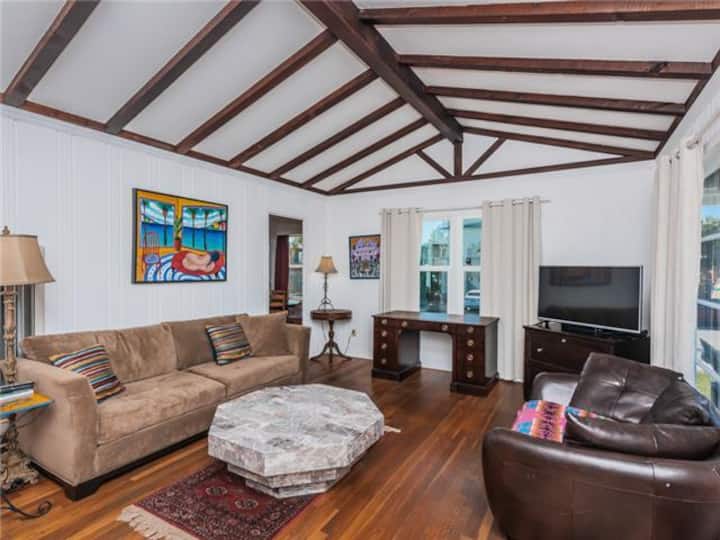Cute Cottage 1 Block From Beach! - Mission Beach - San Diego