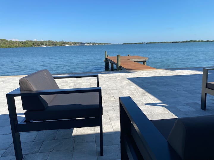 Waterfront Oasis Open Water View - St. Petersburg, FL
