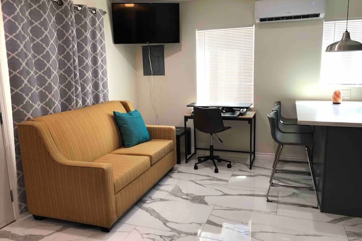 Private Coastal Cozy Studio With Parking Near Lax - Carson
