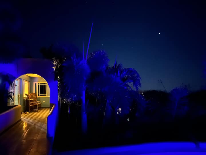 Meant To Be Villa: The Mango & Ocean View Units - Negril