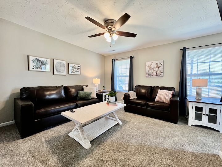 Brand New Home Walking Distance To Spooky Nook - Hamilton, OH