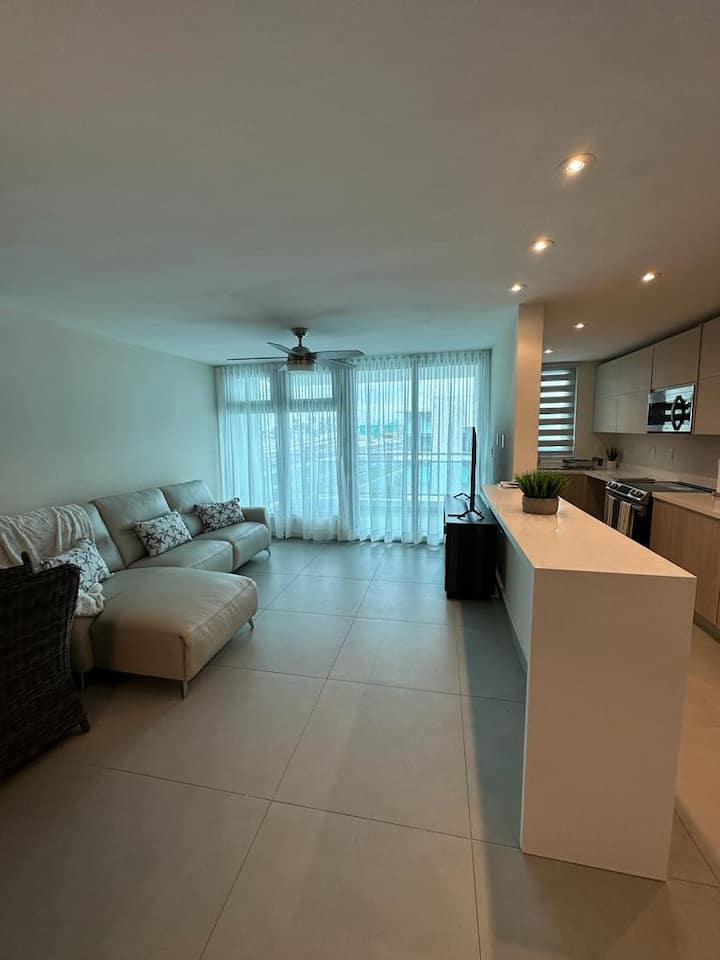 Isla Verde Big Apartment - San Juan