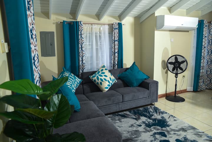 Homestay Villa Montego West Village - Montego Bay