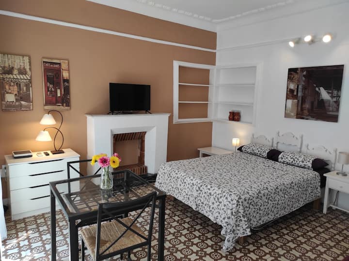 Lovely Balcony Suite First Floor - Seville