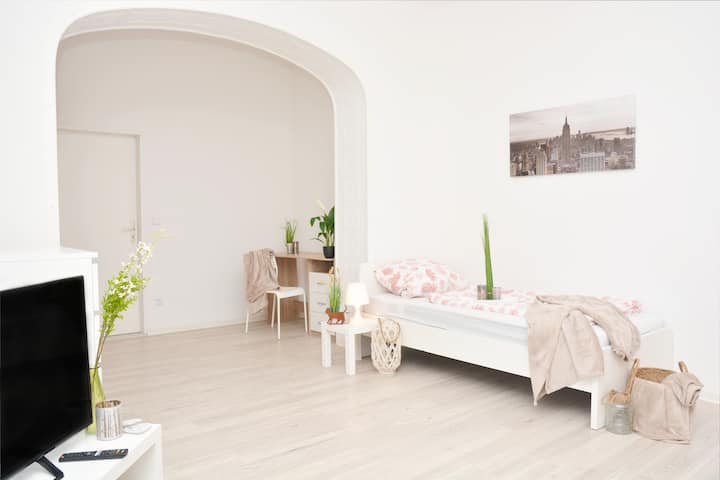 Co03-hi Apartment Für Facharbeiter In Coburg - Weidach