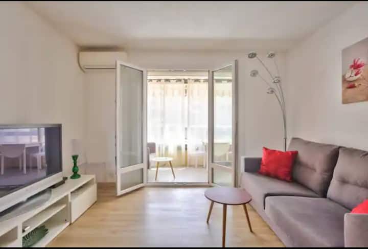 Spacieux 2 Pièces Proche De La Mer Hyper Centre - Saint-Raphaël