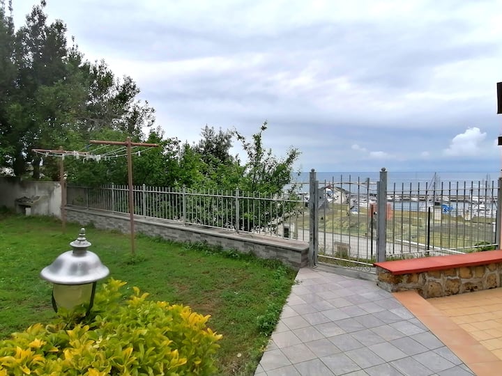 Villino Sul Porto / Giardino - Procida