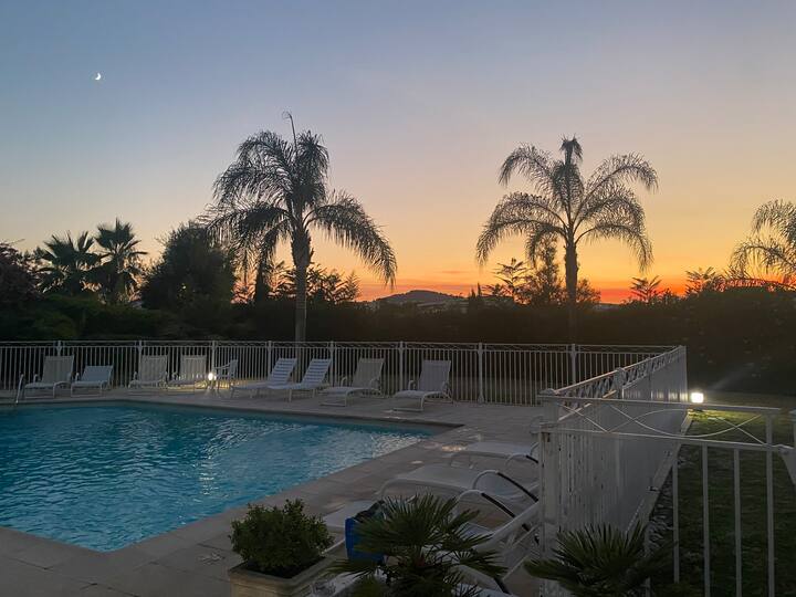 Cosy Appartement Au Calme - Juan-les-Pins