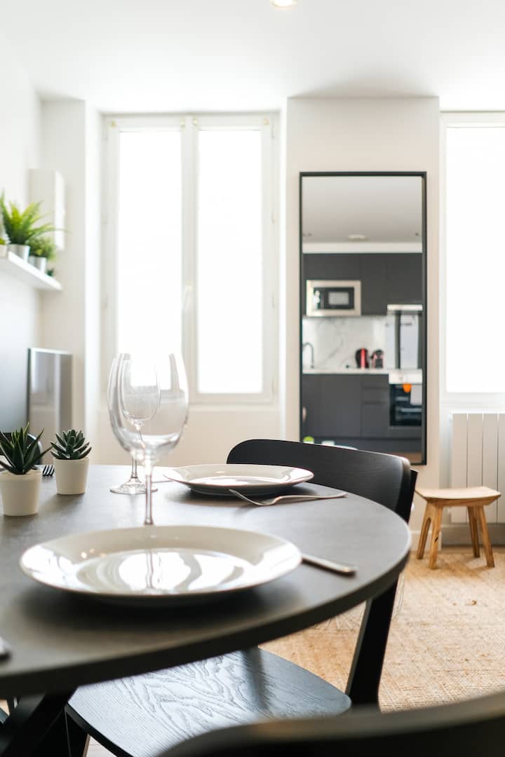 Joli Appartement Avec Terrasse Au Centre-ville - La Ferté-Gaucher