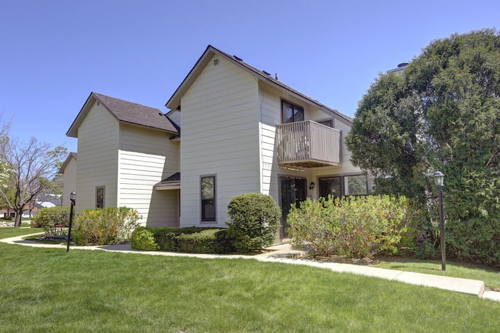 Gurnee Oasis Halfway Between Ord And Mke - Waukegan, IL