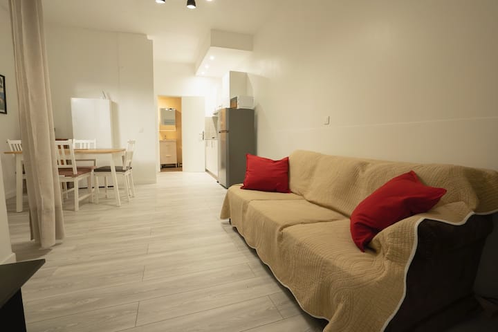 Cozy Appt Pour 2 Pers, Place De La Nation - ibis Styles Paris Nation Porte De Montreuil