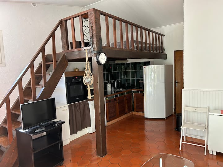 Studio Dans Villa - Vence