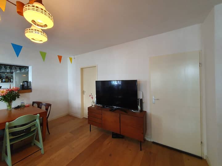 Appartement Met 2 Slaapkamers En Tuin In Amsterdam - Ámsterdam