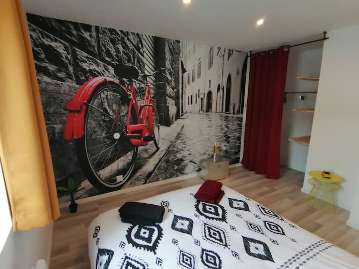 Le Vélo Vintage, Beau 2 Pièces - Tonneins