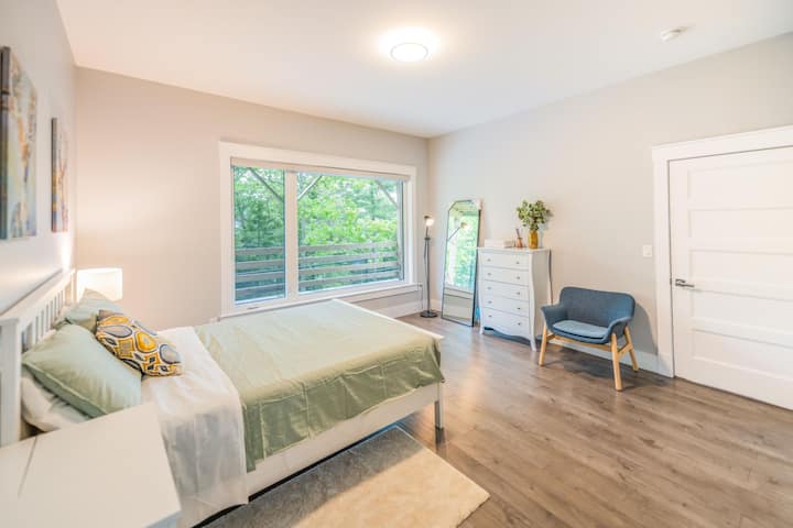 2 Bedroom Newly Basement Suite - 哈利法克斯