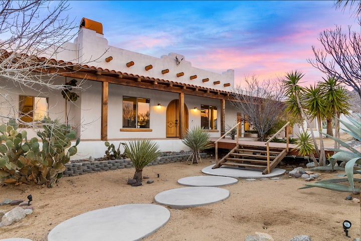 House Of The Rising Sun • Hot Tub • Pool • Views - Joshua Tree, CA