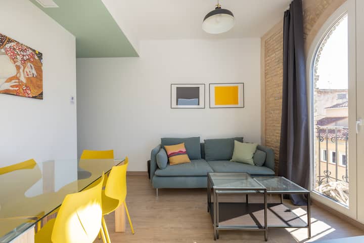 Sb3 - Centro, 3 Hab, 5 Camas, Sin Ascensor - Zaragoza, España