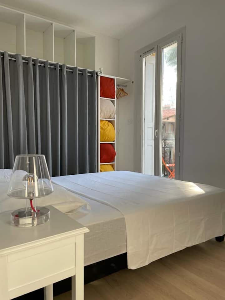 Tres Bel Appartement  Au Calme - Perpignan