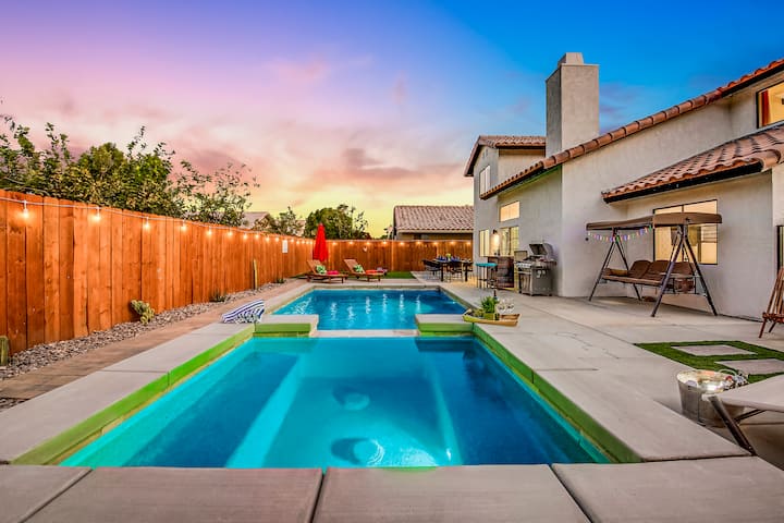 Unique Theme Airbnb W/ Pool& Spa! Summer Fun - Indio, CA