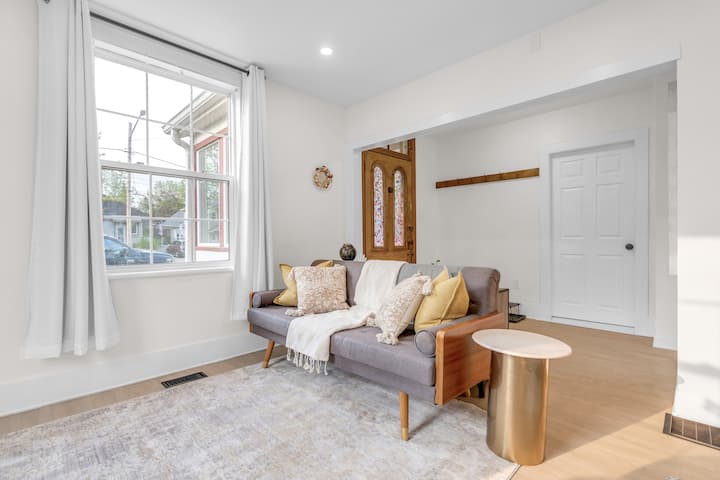 Lake Haven By The Lake Unique & Centrally Located - Port Hope