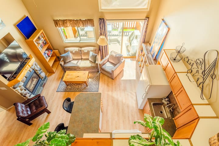 Pet-friendly Riverside 2bdrm + Loft & Extra Beds - Fernie