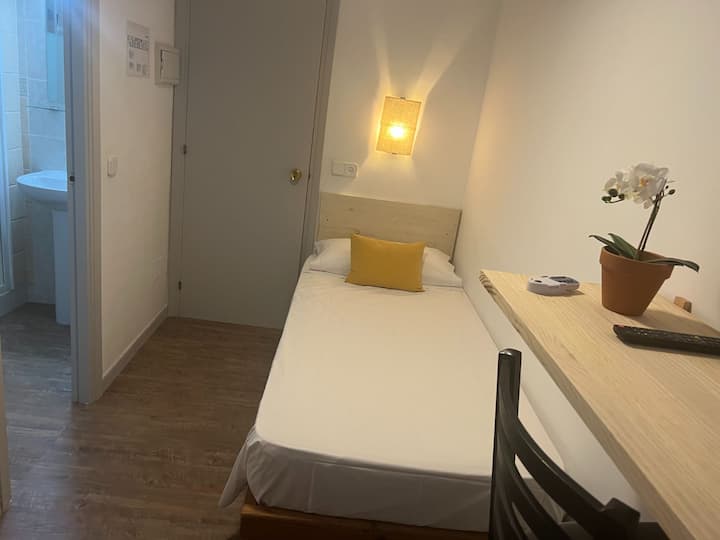 Habitación Individual En Balear Hotel - Minorca