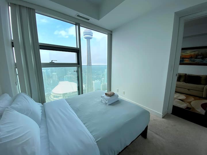 Unobstructed View Of Cn Tower, Very High Floor! - Toronto