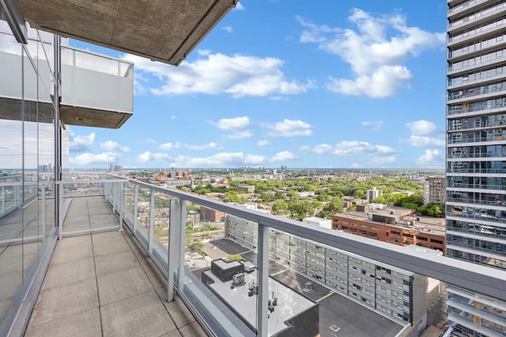 Superbe Vue. Immersion En Plein Centre-ville. - Montréal, QC