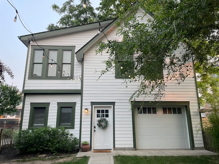 547 Carriage House Fletcher Home - Indianapolis, IN
