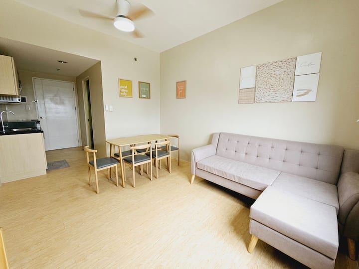 2-bedroom Oasis At Sunvida – Perfect For Families - Cebu