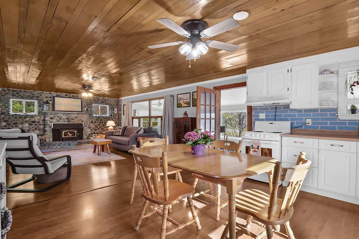 Rustic & Cozy Cottage - Port Franks