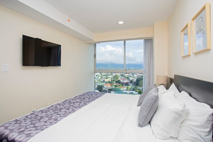 Radiant 2 Bedroom Apartment In Yoses/escalante - San José