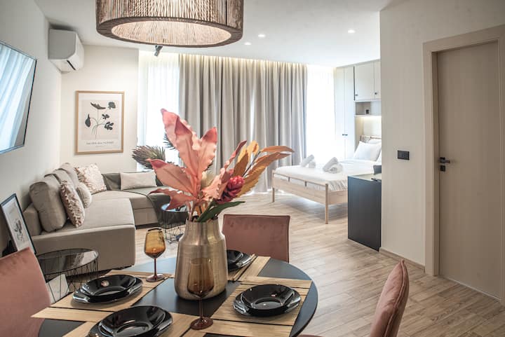 City Hall View Suite - Kalamata