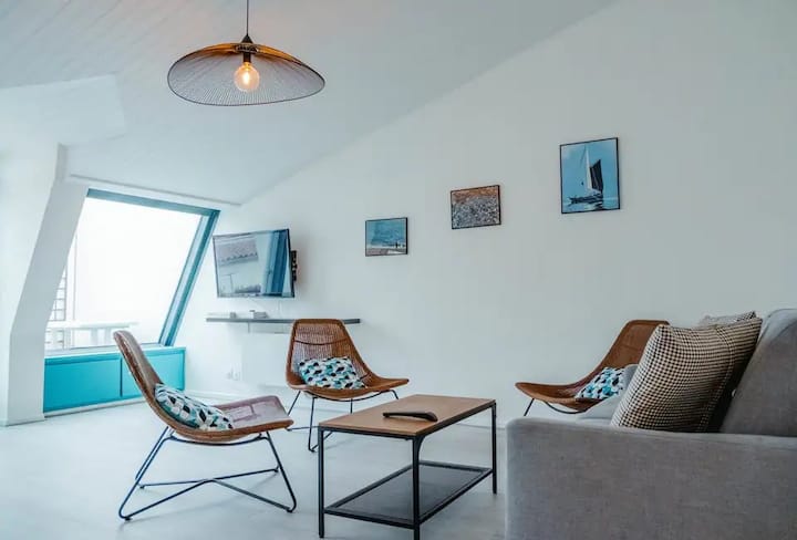 Appt Avec Parking - Hypercentre - La Rochelle