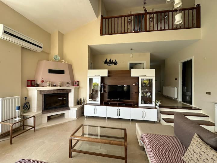 Spectacular Villa, Swimming Pool - Foça