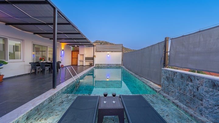 Don't Miss The Discounts - Kalkan