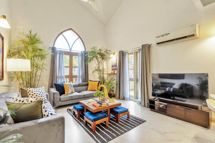Luxurious 2bhk Villa | 2 Huge Pools - Goa
