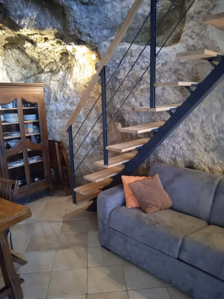Appartement Troglodyte - Draguignan